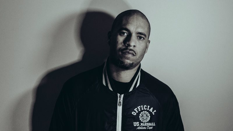 Dezman: "O meu processo criativo é o mais espontâneo possível" - Rimas ...