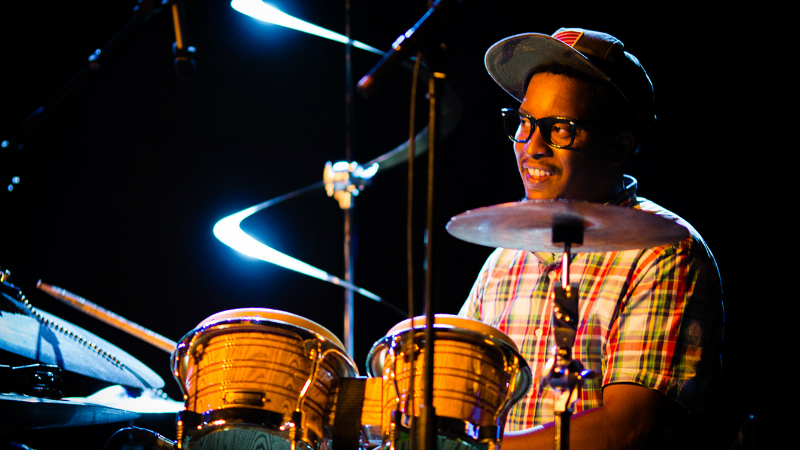 Chris Dave and The Drumhedz lançam "Hurry" e anunciam nova mixtape ...