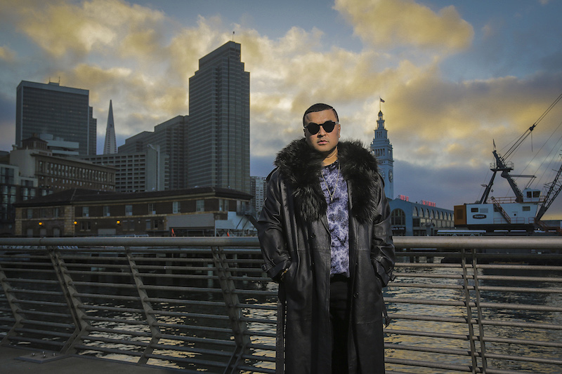 Lyrics Born edita 10º álbum da carreira em Setembro - Rimas e Batidas