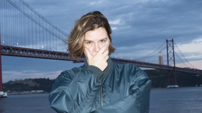 Violet anuncia álbum de estreia para Setembro - Rimas e Batidas