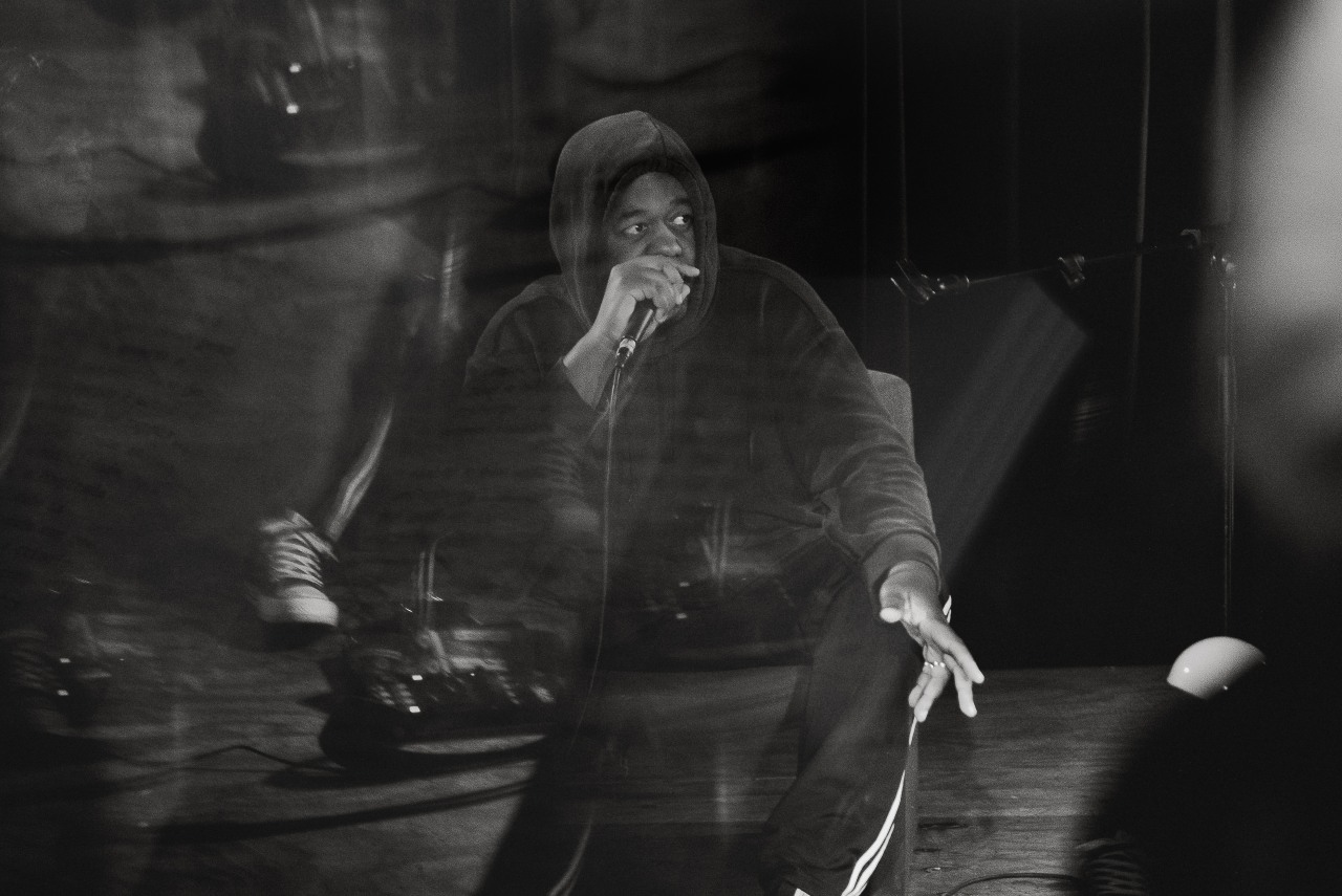 Há outra vida para as palavras de Allen Halloween - Rimas e Batidas