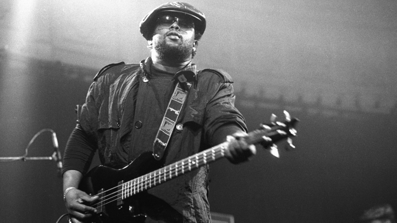 Robert Shakespeare (de Sly & Robbie) morre aos 68 anos - Rimas e Batidas