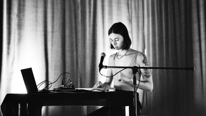 claire-rousay - Rimas e Batidas