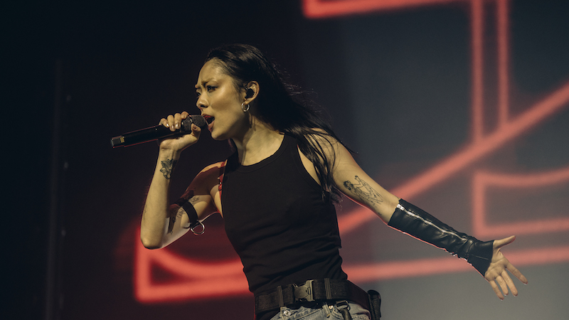 NOS Alive'23 — Dia 3: dos novos talentos nacionais ao slay de Rina ...