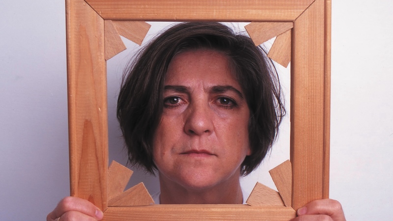 Ana da Silva apresenta a biografia das The Raincoats com sessões de ...